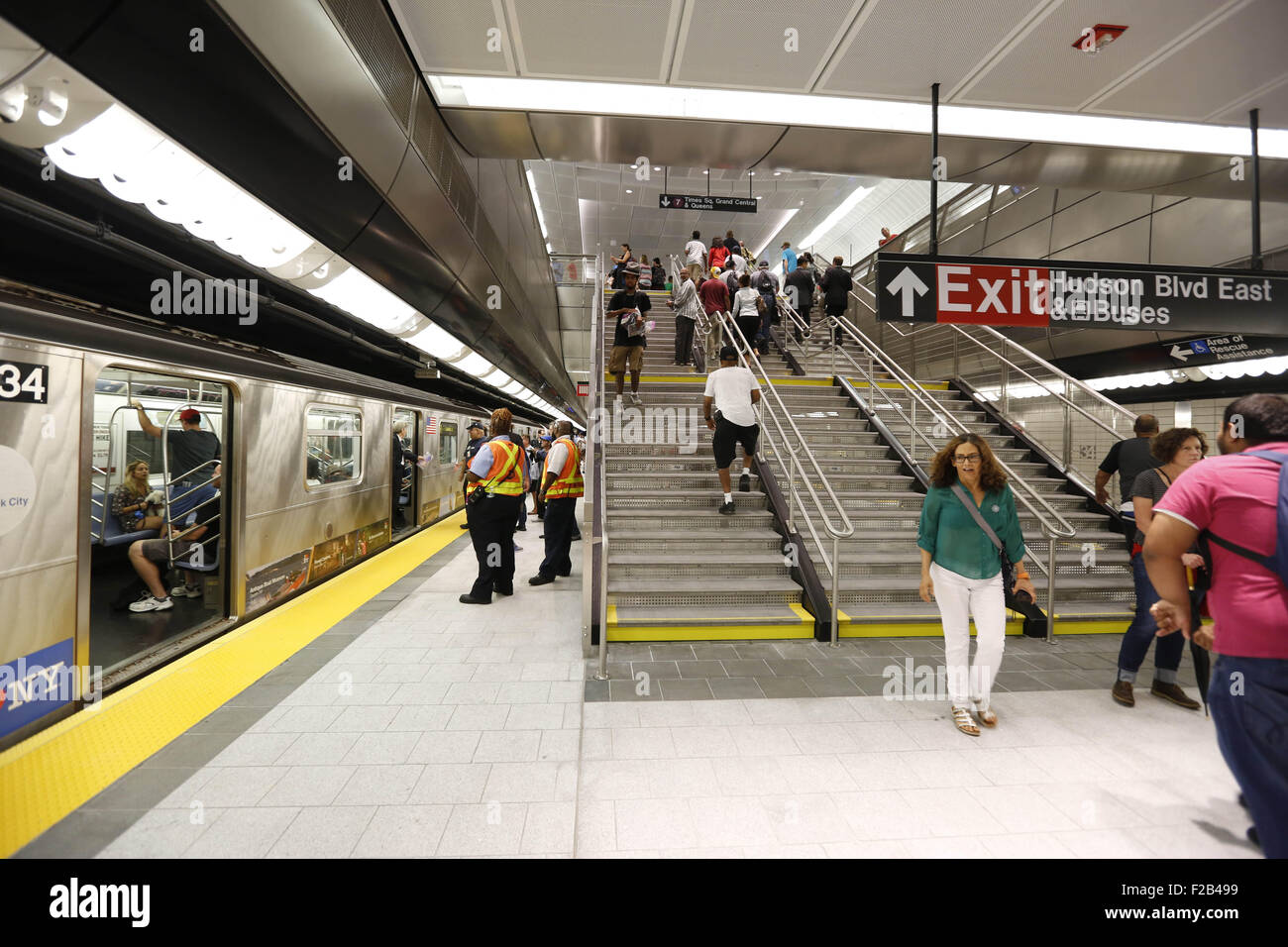 Flushing line extension hi-res stock photography and images - Alamy