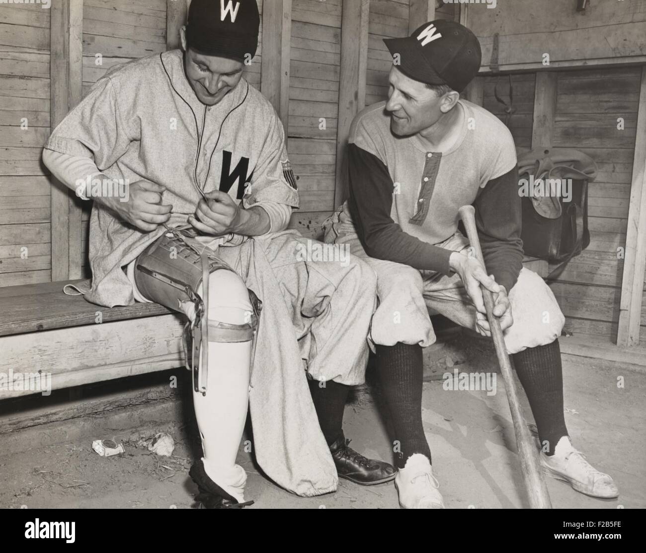 Washington Senators pitcher, Lt. Bert R. Shepard, as Manager Ossie ...