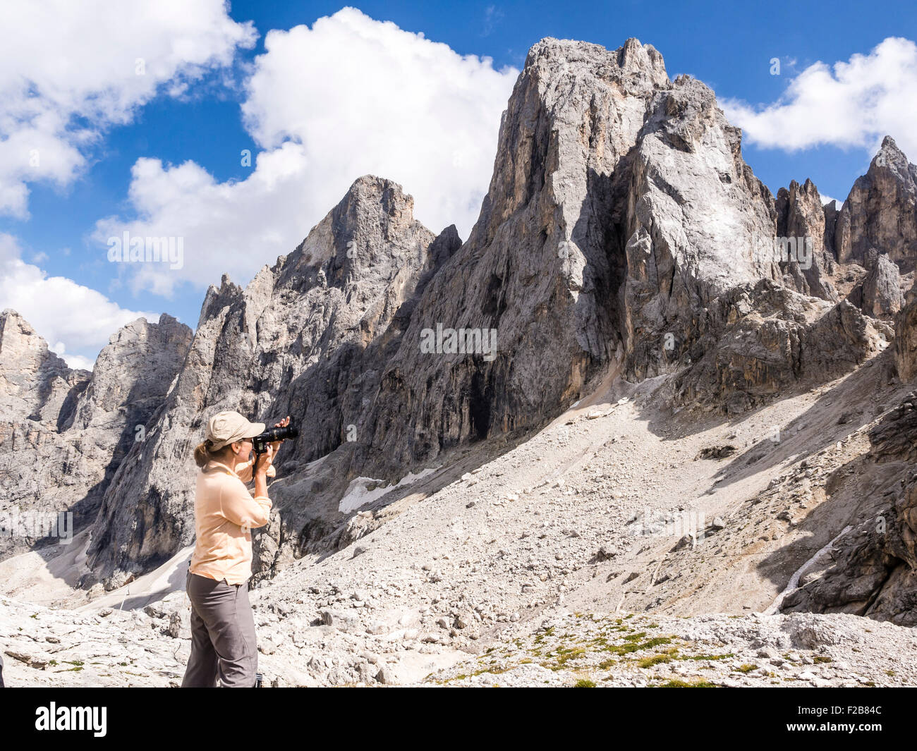 Mountan group hi-res stock photography and images - Alamy