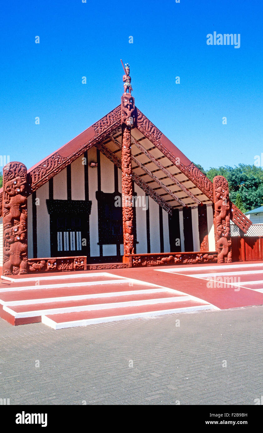 Historic maori meeting house hi-res stock photography and images - Alamy