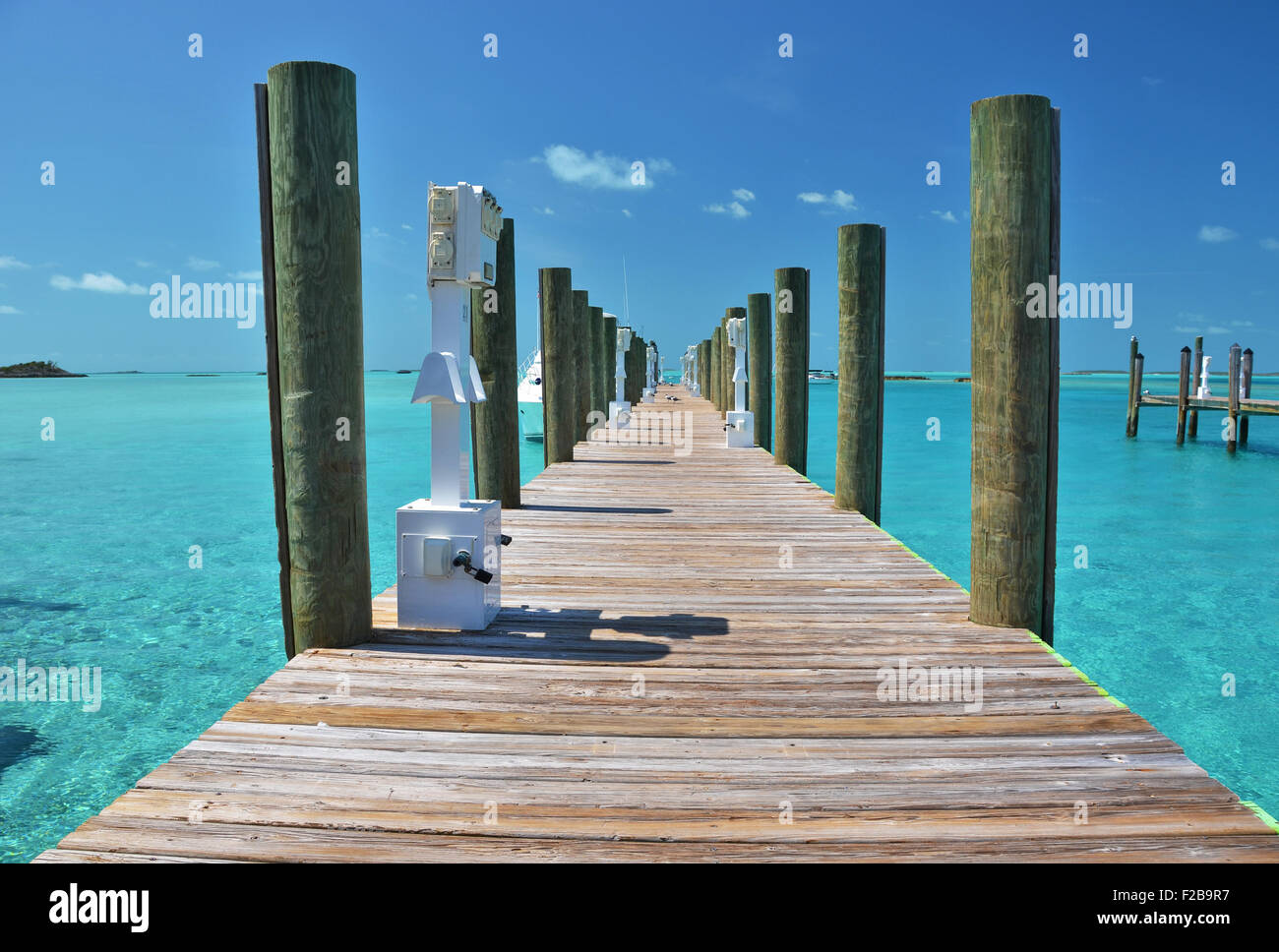 Staniel Cay yacht club. Exumas, Bahamas Stock Photo - Alamy