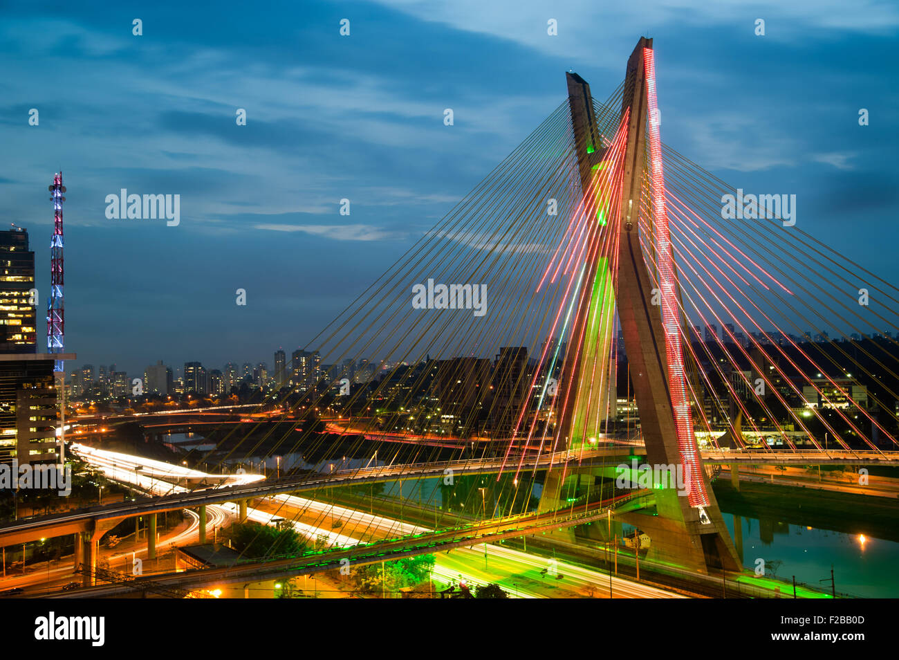 Most famous bridge in the city at dusk, Octavio Frias De Oliveira ...