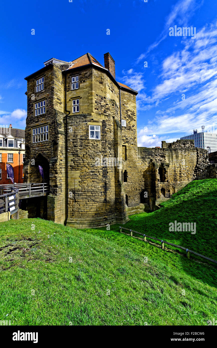 Black Gate Museum, Castle Garth, Newcastle upon Tyne, river Tyne, blue ...