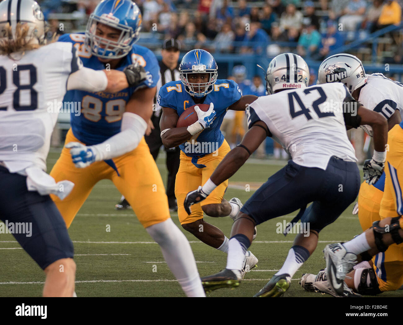 San Jose, CA. 3rd Sep, 2015. San Jose State Spartans running back (7 ...