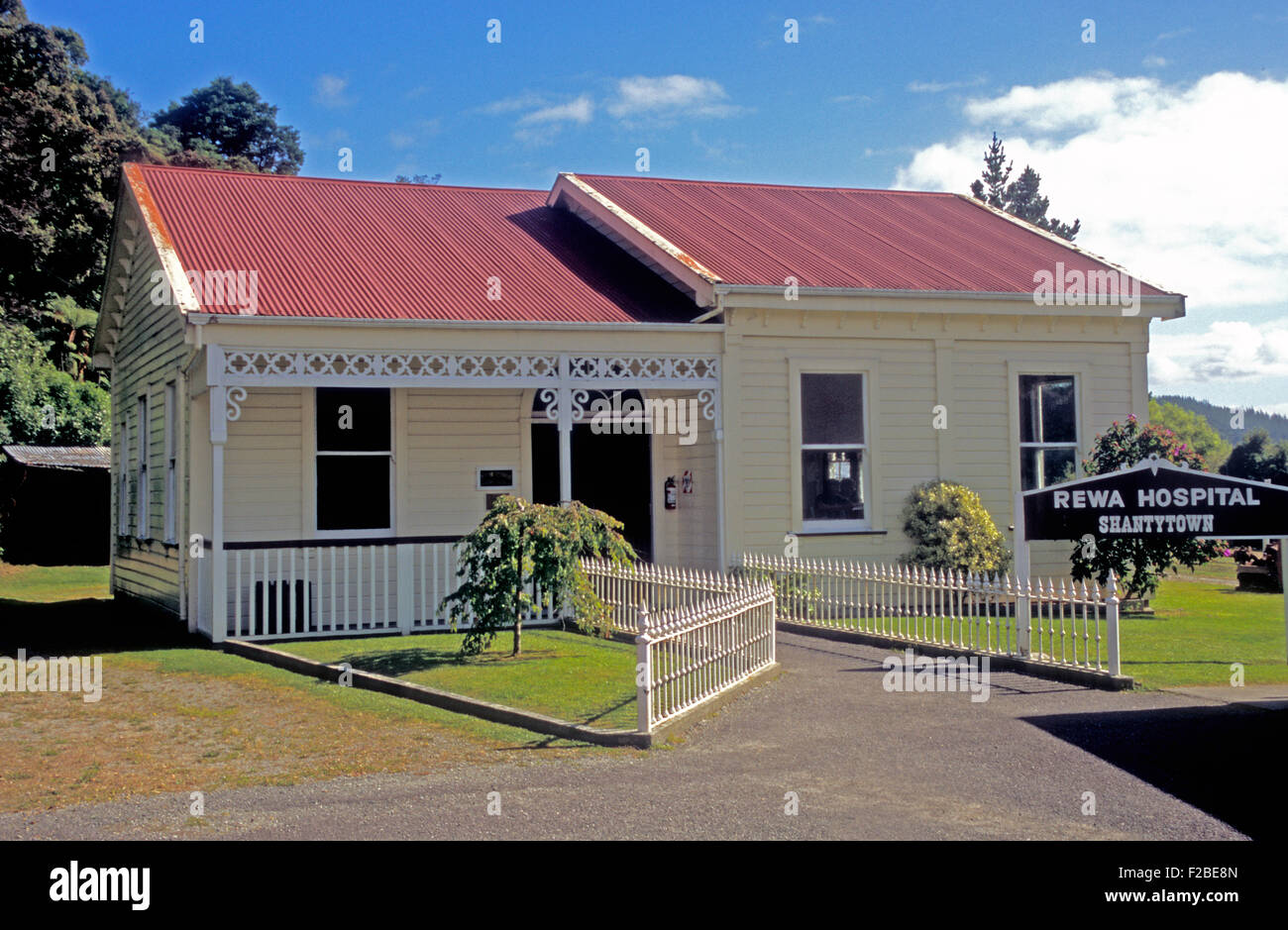 Shantytown, Old Gold Mining Town, Replica, Rawa Hospital, West Coast ...