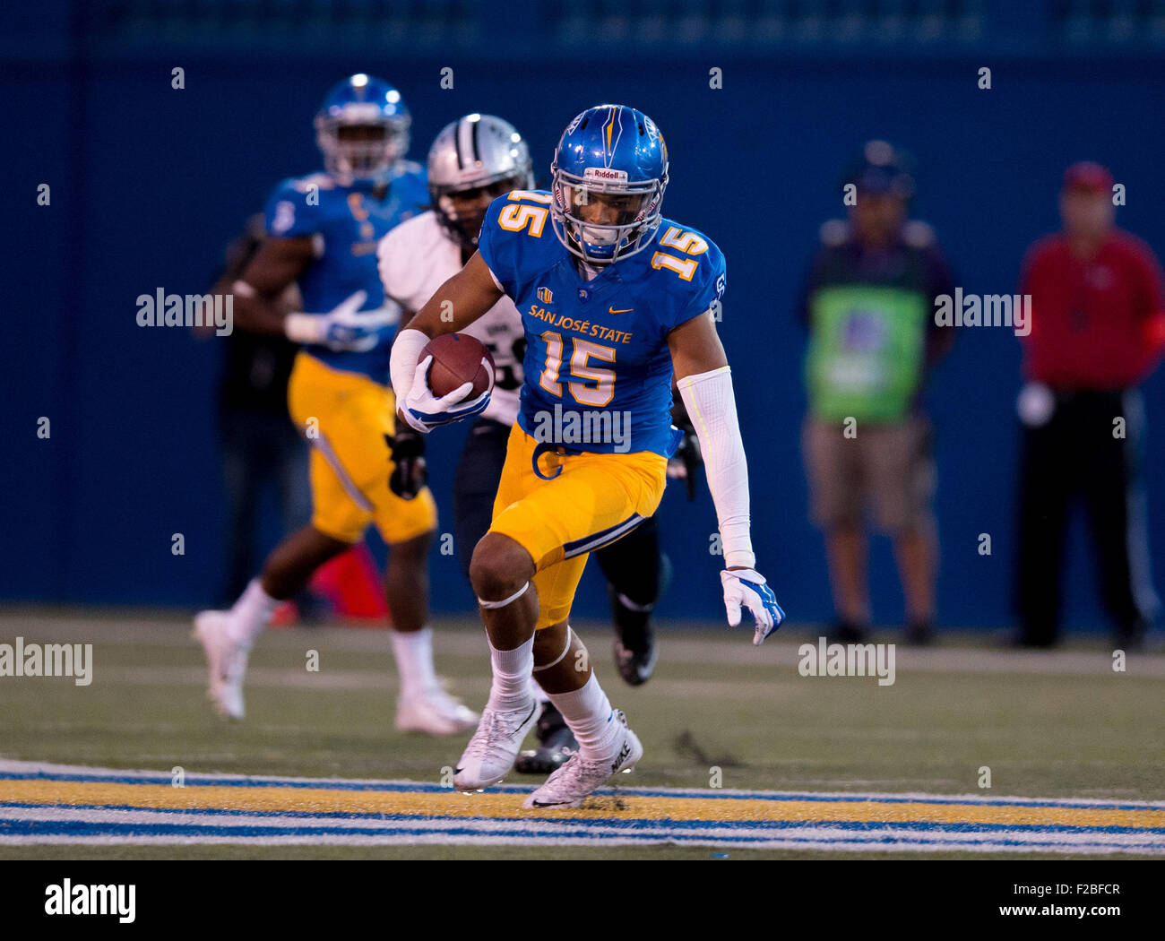 San Jose, CA. 3rd Sep, 2015. San Jose State Spartans wide receiver (15 ...