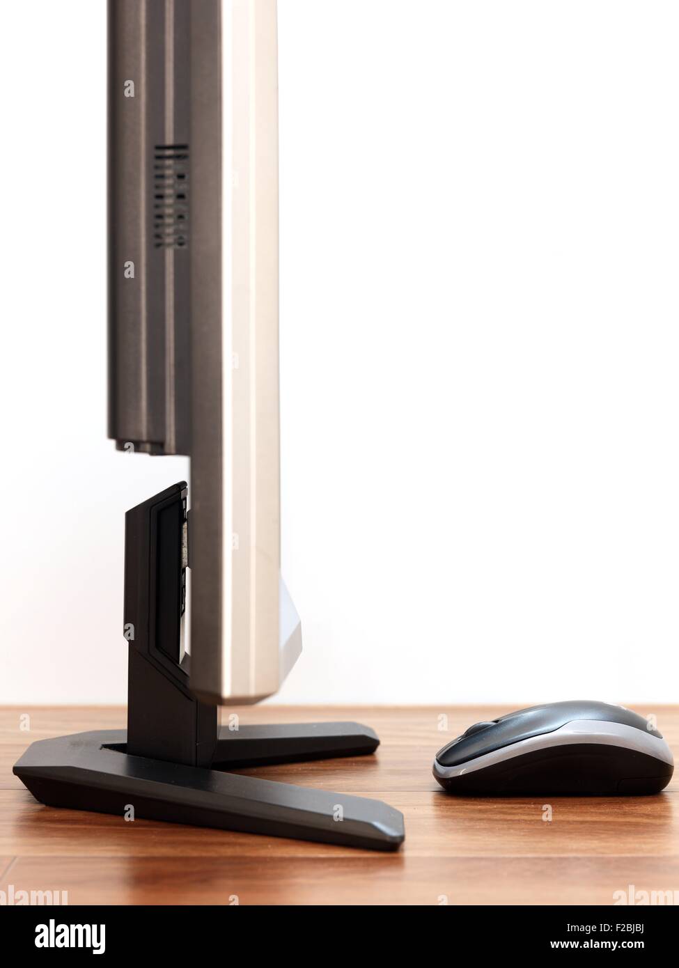 An image of a computer on a desktop Stock Photo - Alamy