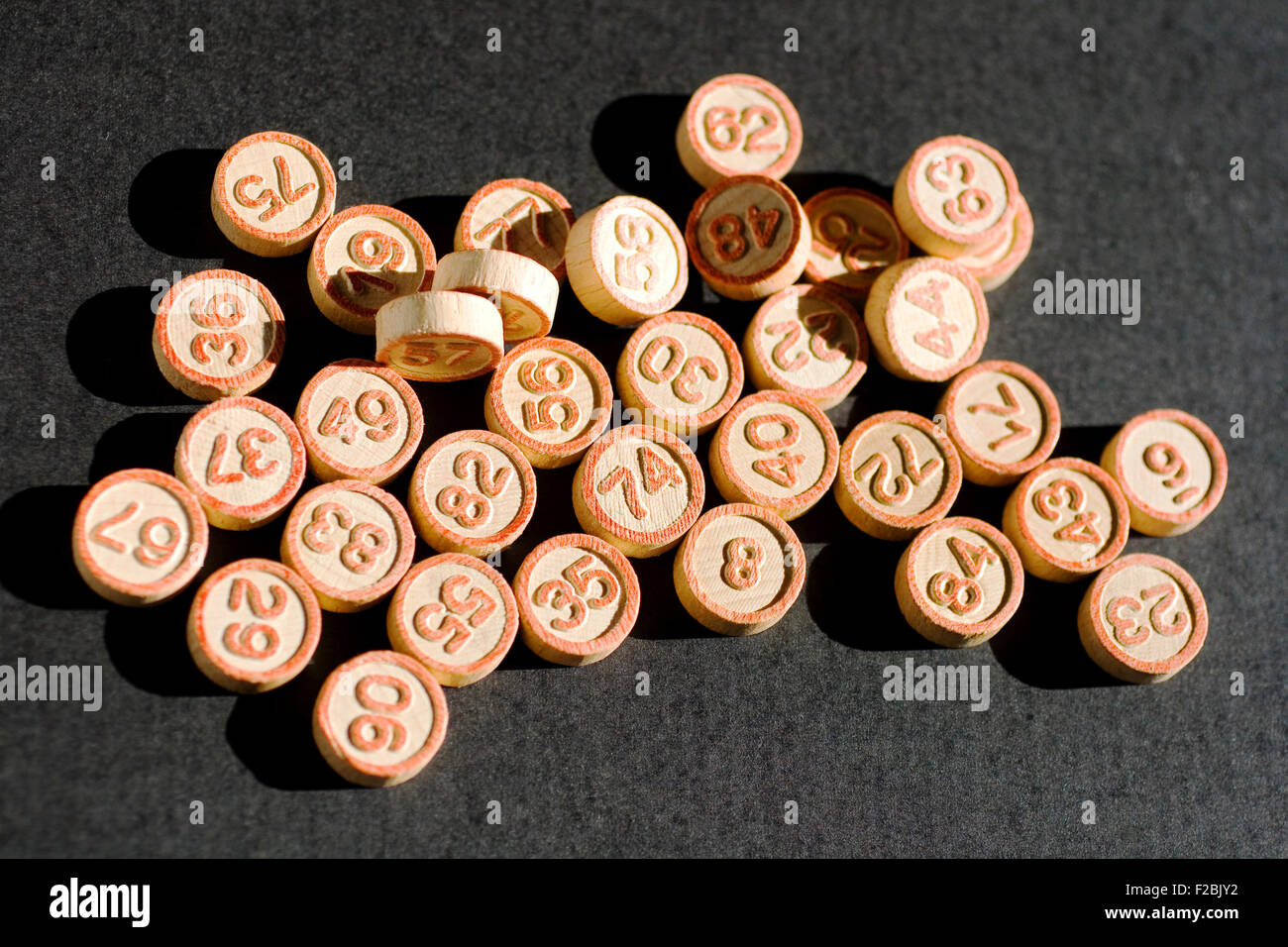 Bingo numbers on an anthracite background Stock Photo - Alamy