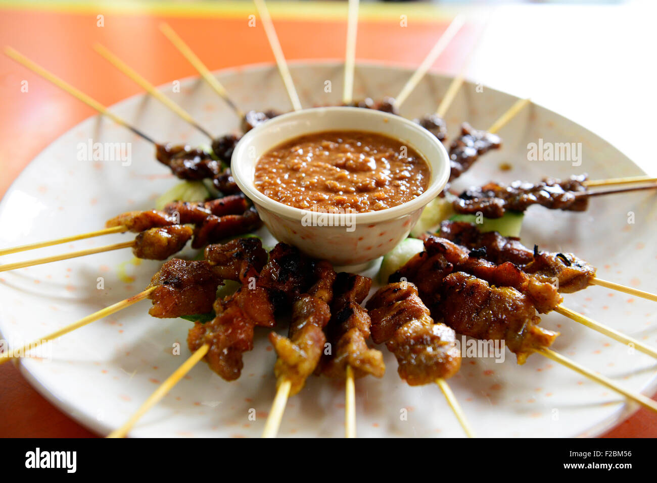 Singapore street food satay hi-res stock photography and images - Alamy