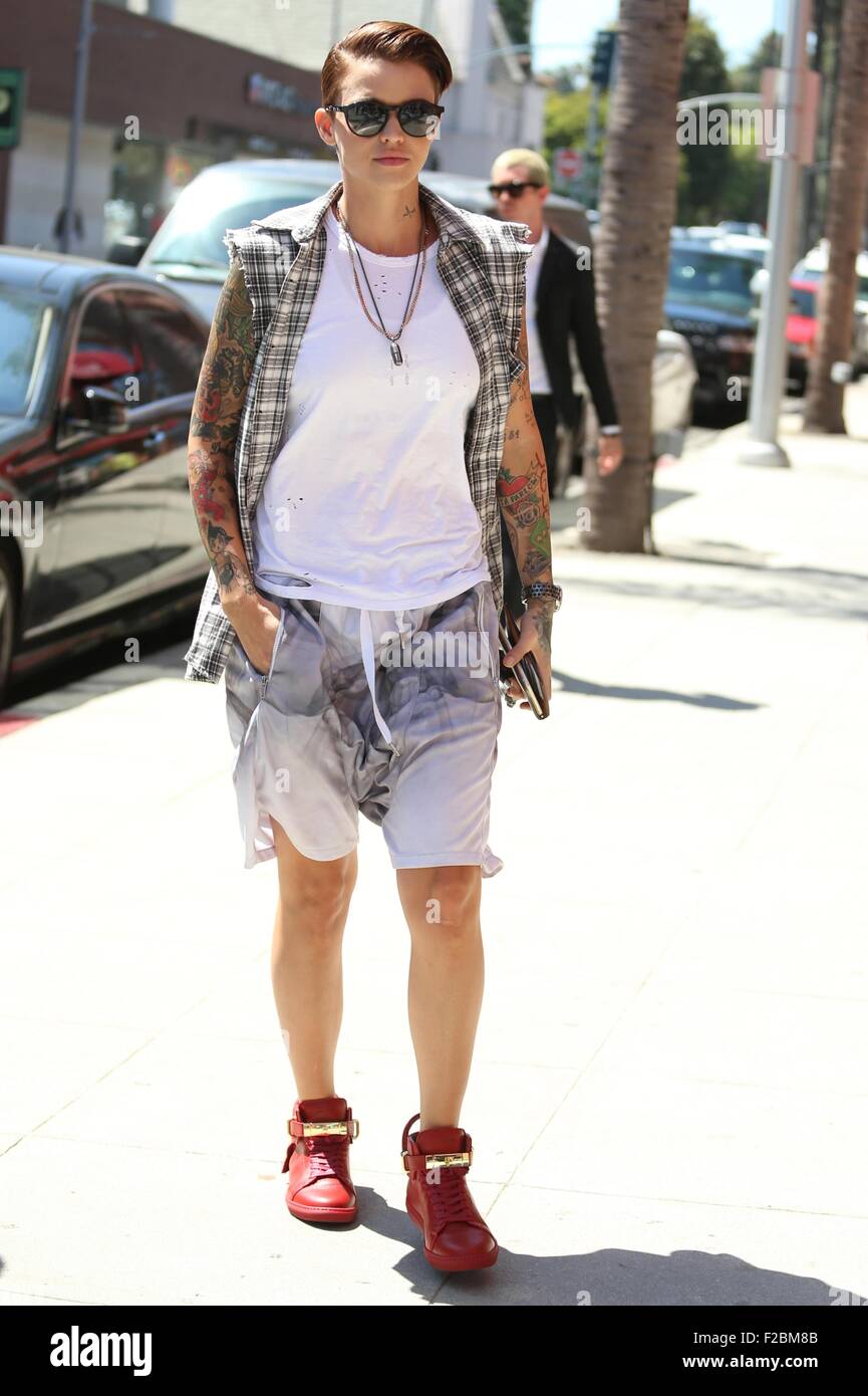Ruby Rose Langenheim visits a medical center in Beverly Hills Featuring ...