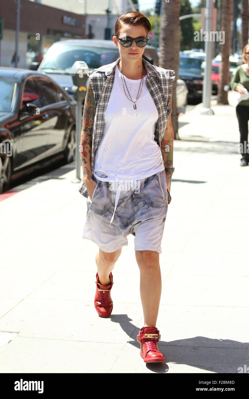 Ruby Rose Langenheim visits a medical center in Beverly Hills Featuring ...