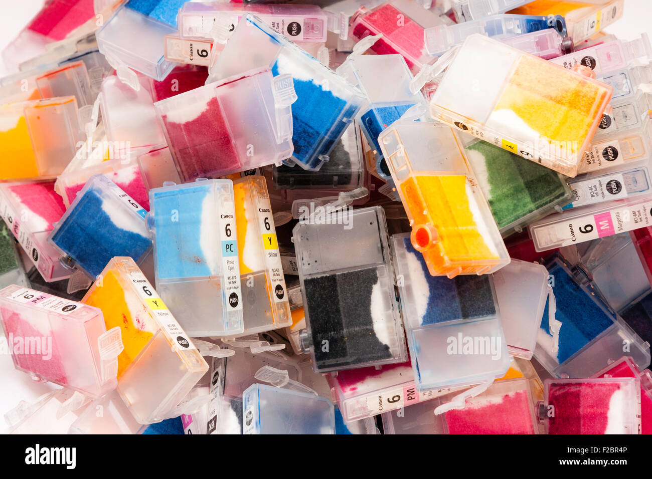 Ink cartridge recycling hi-res stock photography and images - Alamy