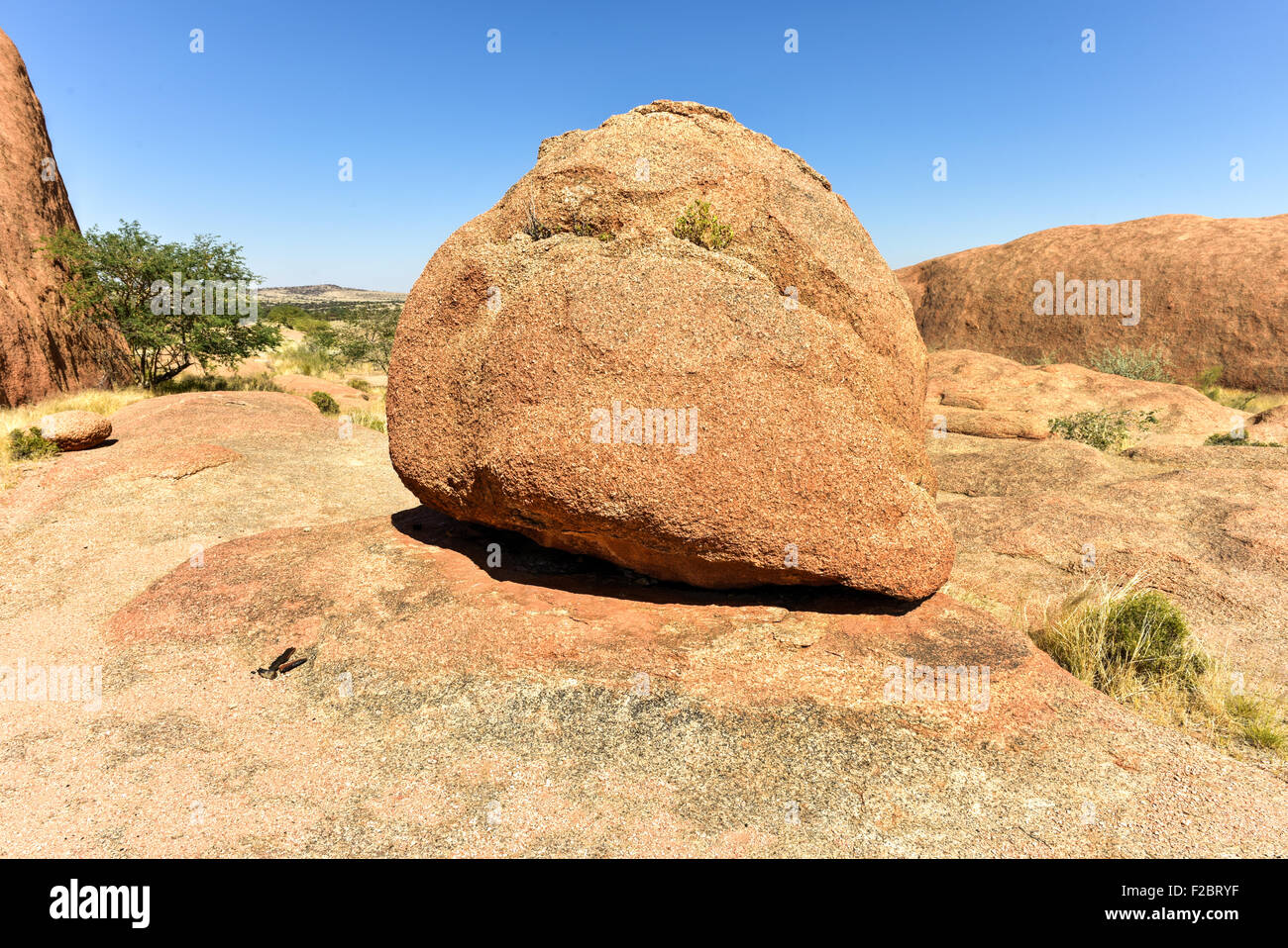 Landscape with massive granite rocks in Spitzkoppe in the Namib desert ...