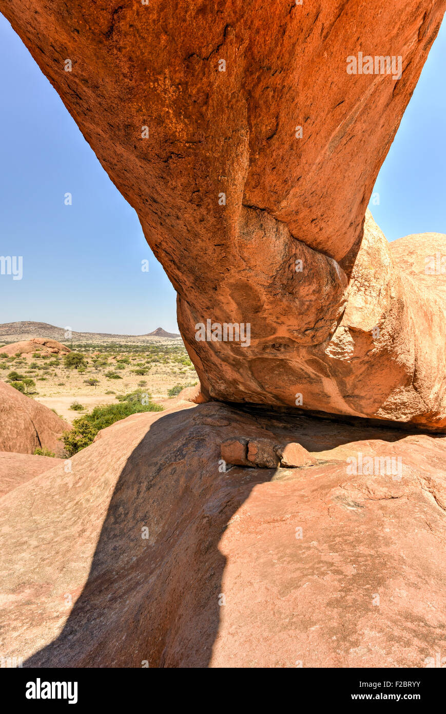 Landscape with massive granite arch in Spitzkoppe in the Namib desert ...