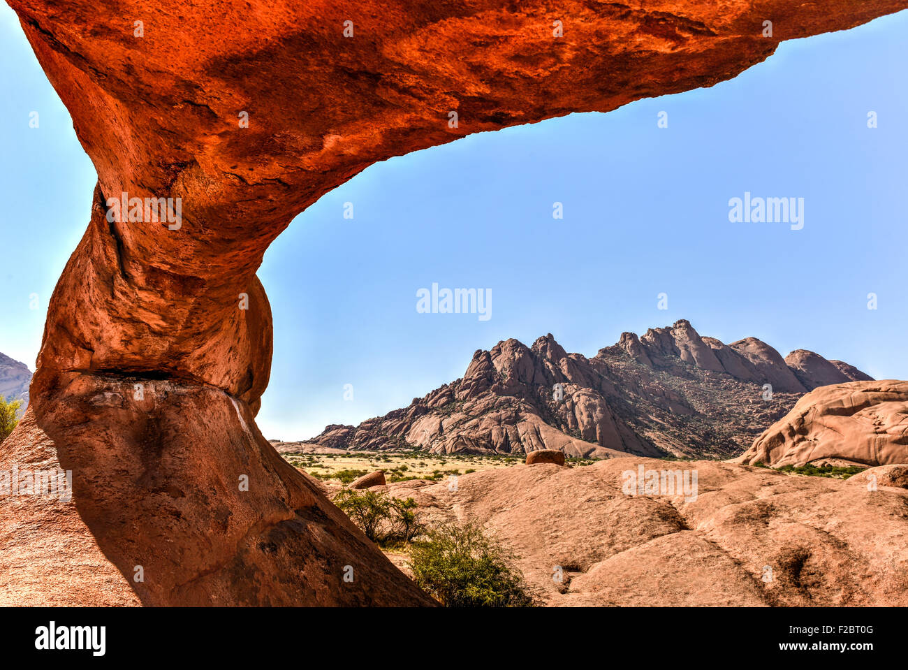 Landscape with massive granite arch in Spitzkoppe in the Namib desert ...