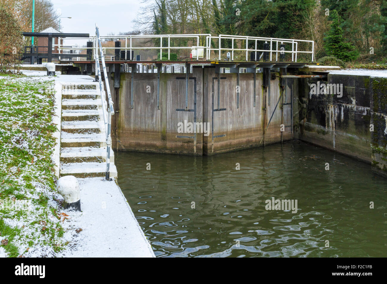 Lock gates in winter, on the River Trent, Stoke Lock, Nottinghamshire ...