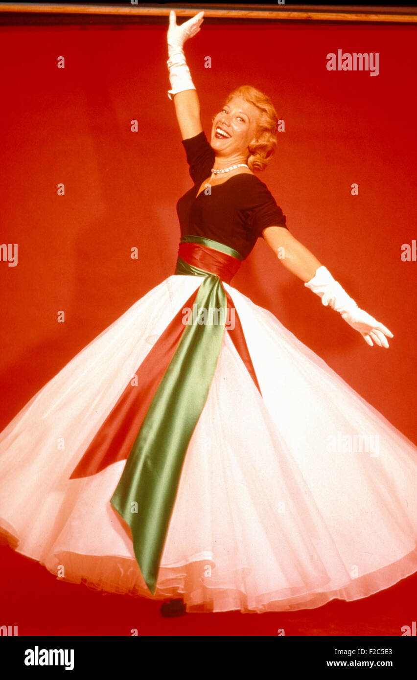 DINAH SHORE (1916-1994) American singer about 1990. Photo Combi Press ...