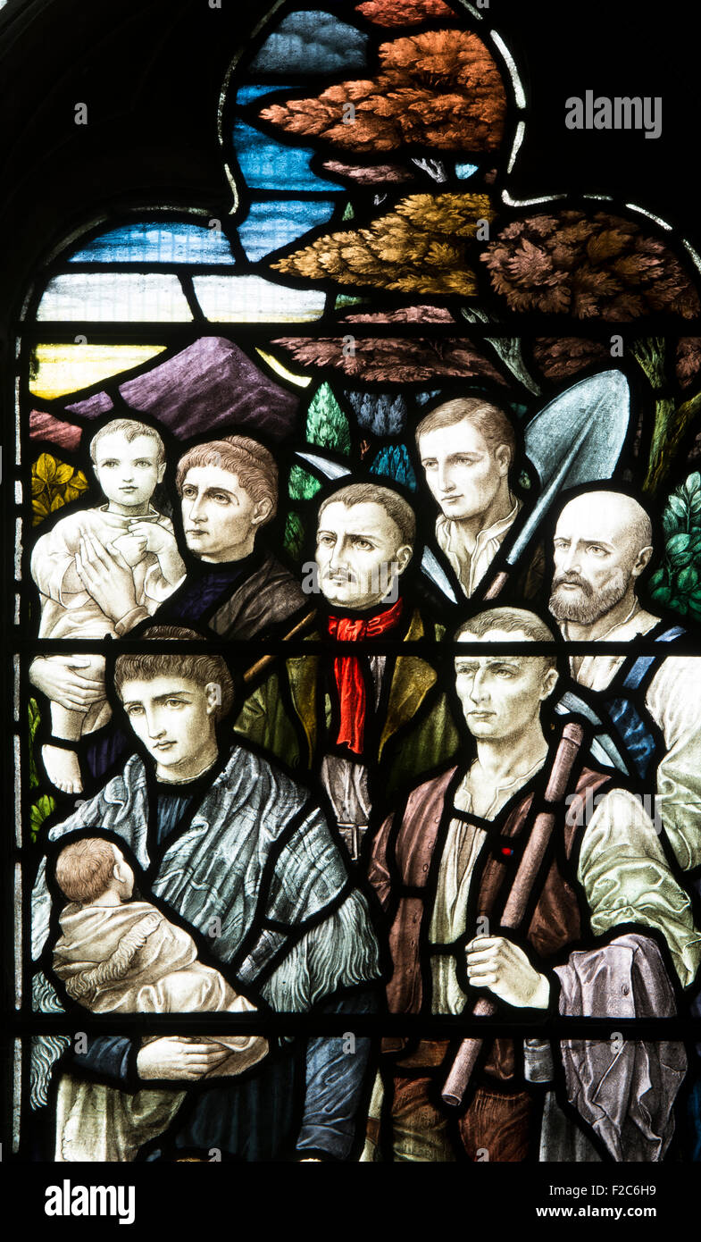 First World War memorial stained glass, St. Denys Church, Ibstock ...