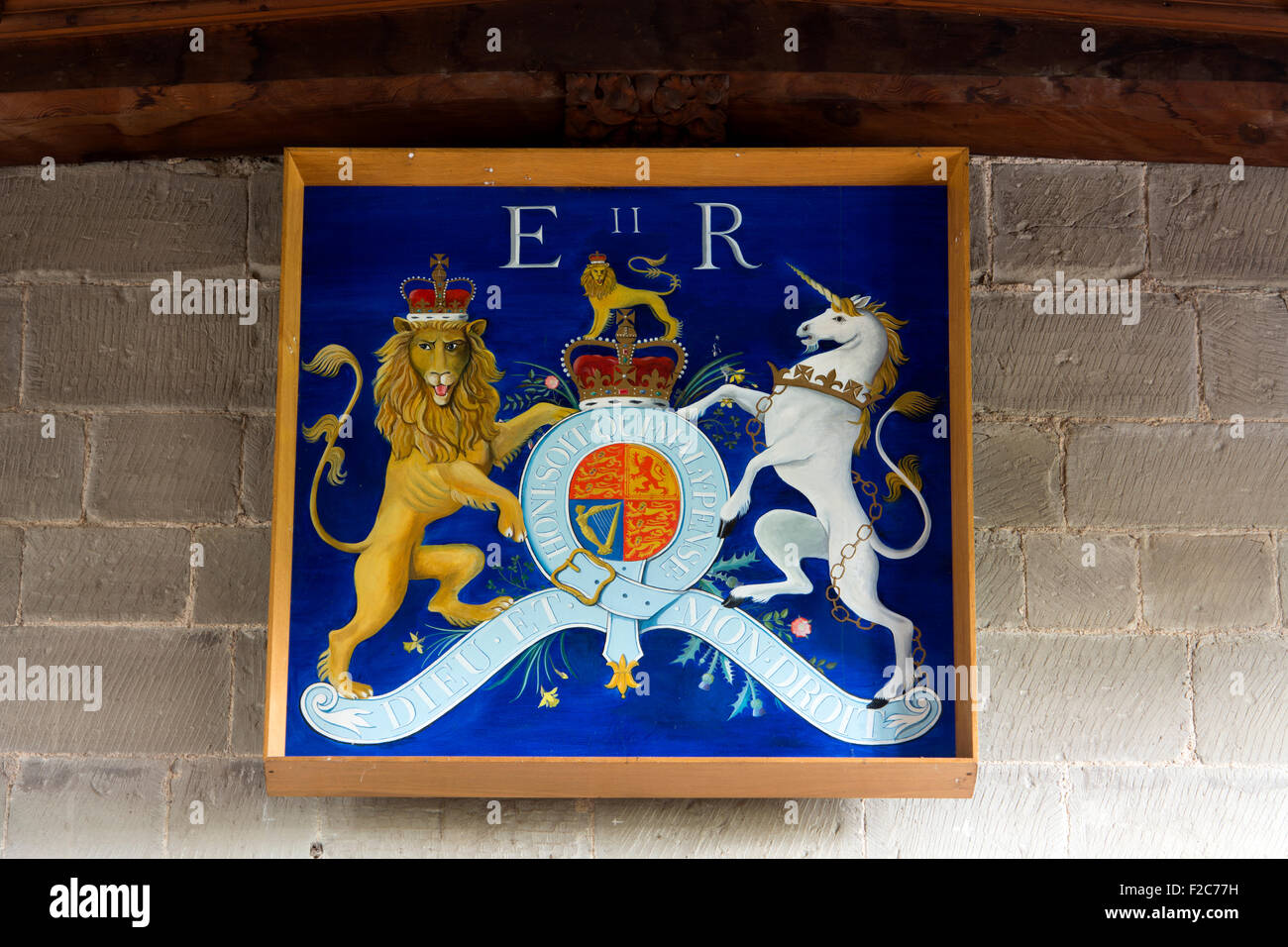 Queen Elizabeth II coat of arms in St. Denys Church, Ibstock ...