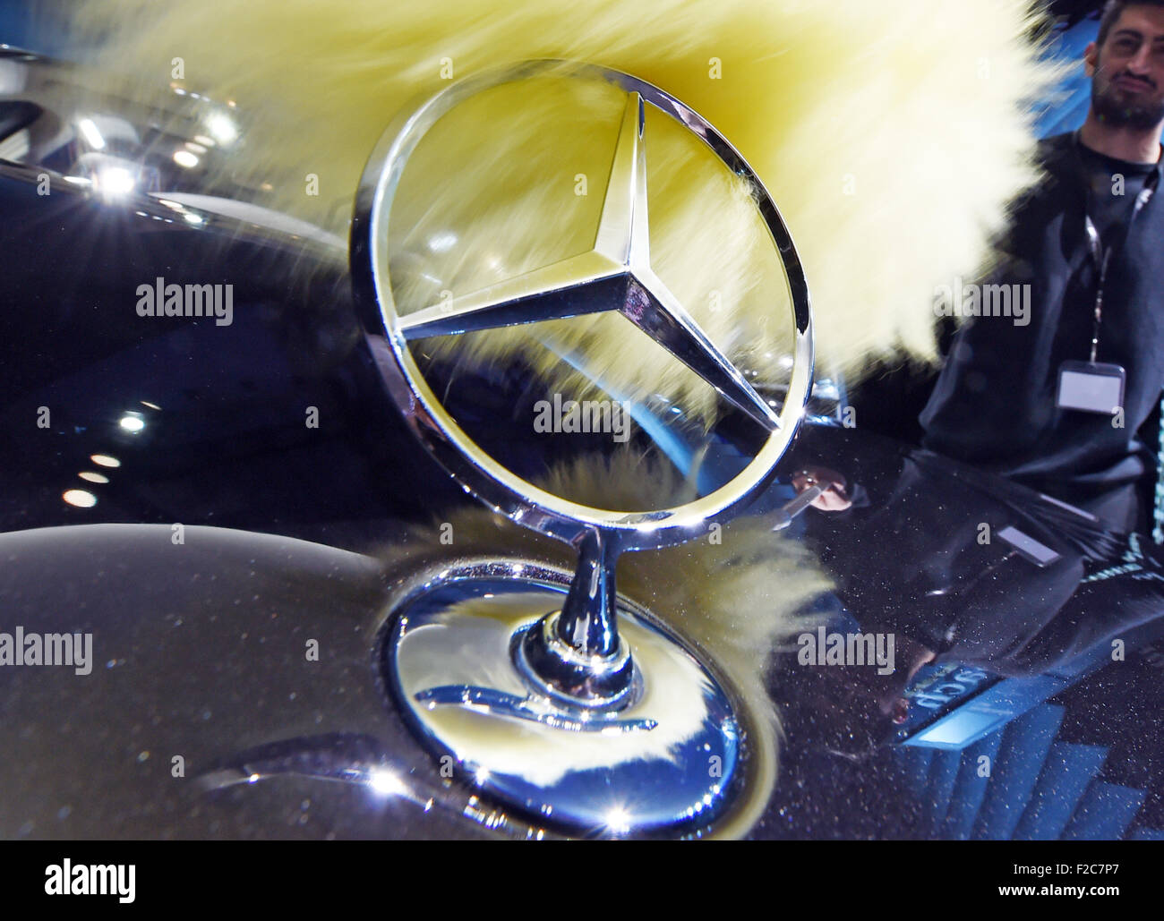 Frankfurt, Germany. 16th Sep, 2015. The Mercedes star on a Mercedes ...