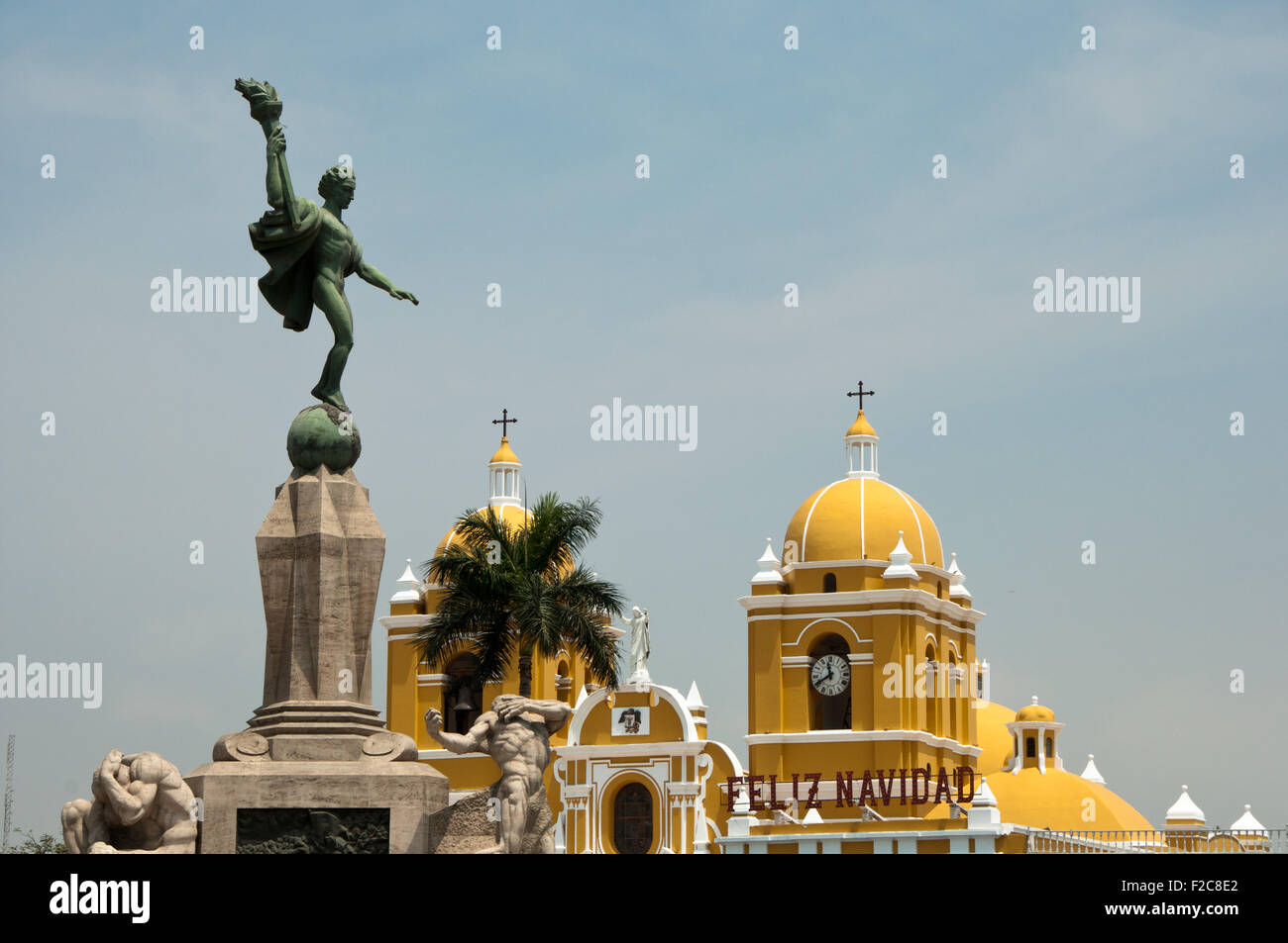 Peru statue hi-res stock photography and images - Alamy