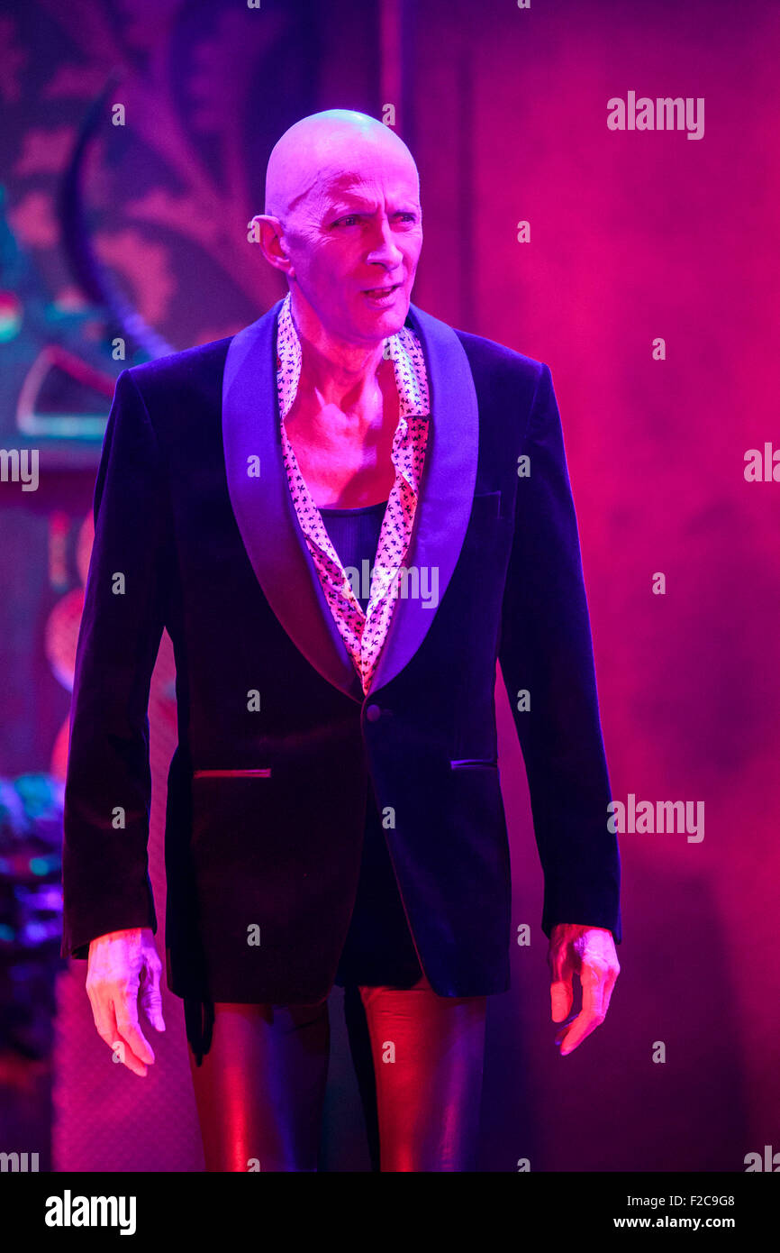 Richard o’brien rocky hi-res stock photography and images - Alamy