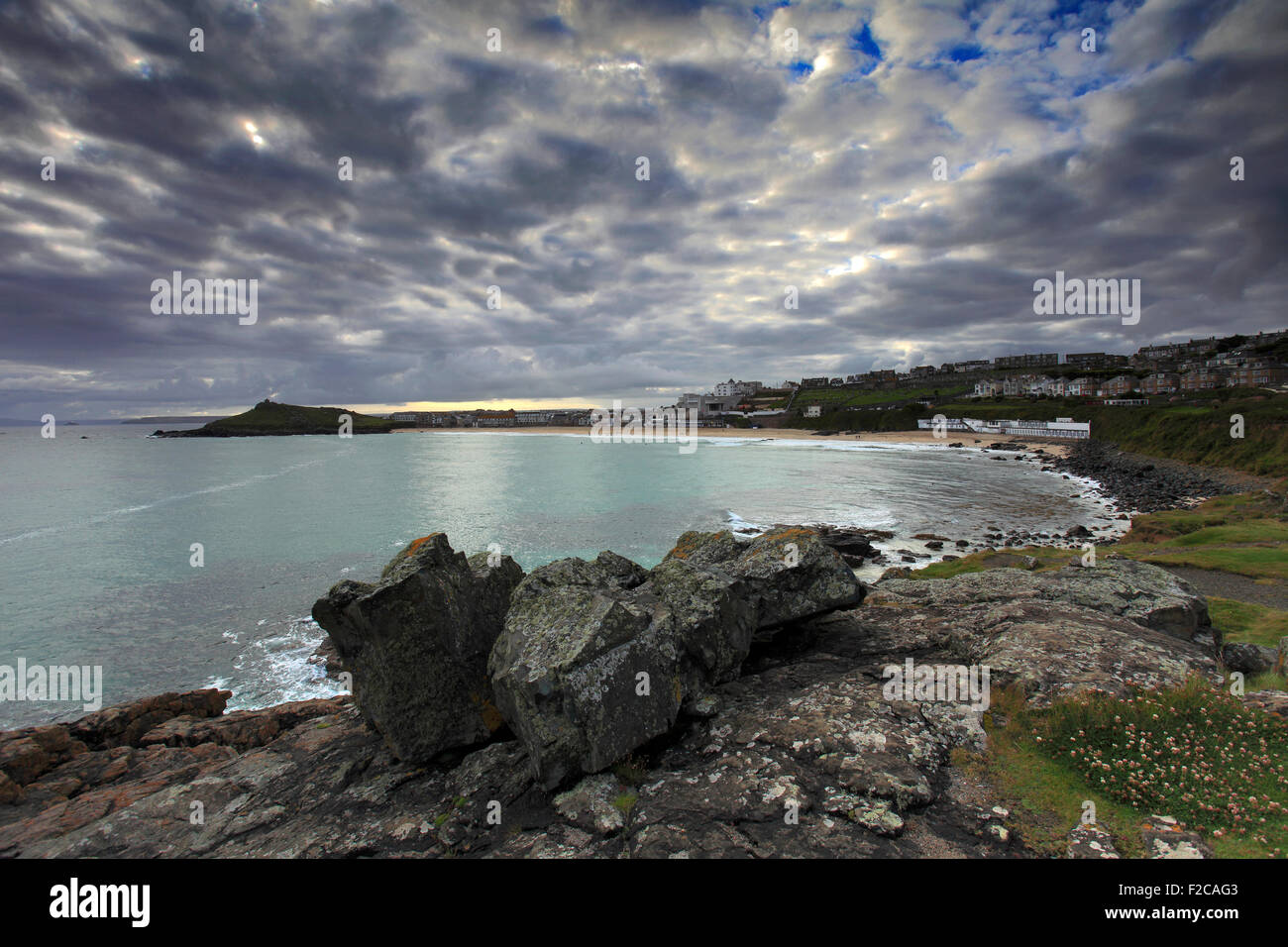 Rocks on Clodgy Point, Porthmeor beach, St Ives, Cornwall County ...