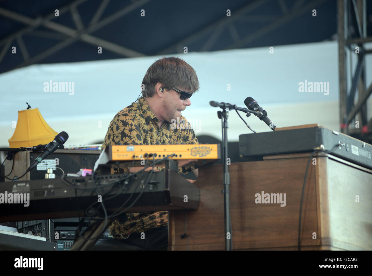 Arrington, VIRGINIA, USA. 11th Sep, 2015. WIDE SPREAD PANIC jams alone ...