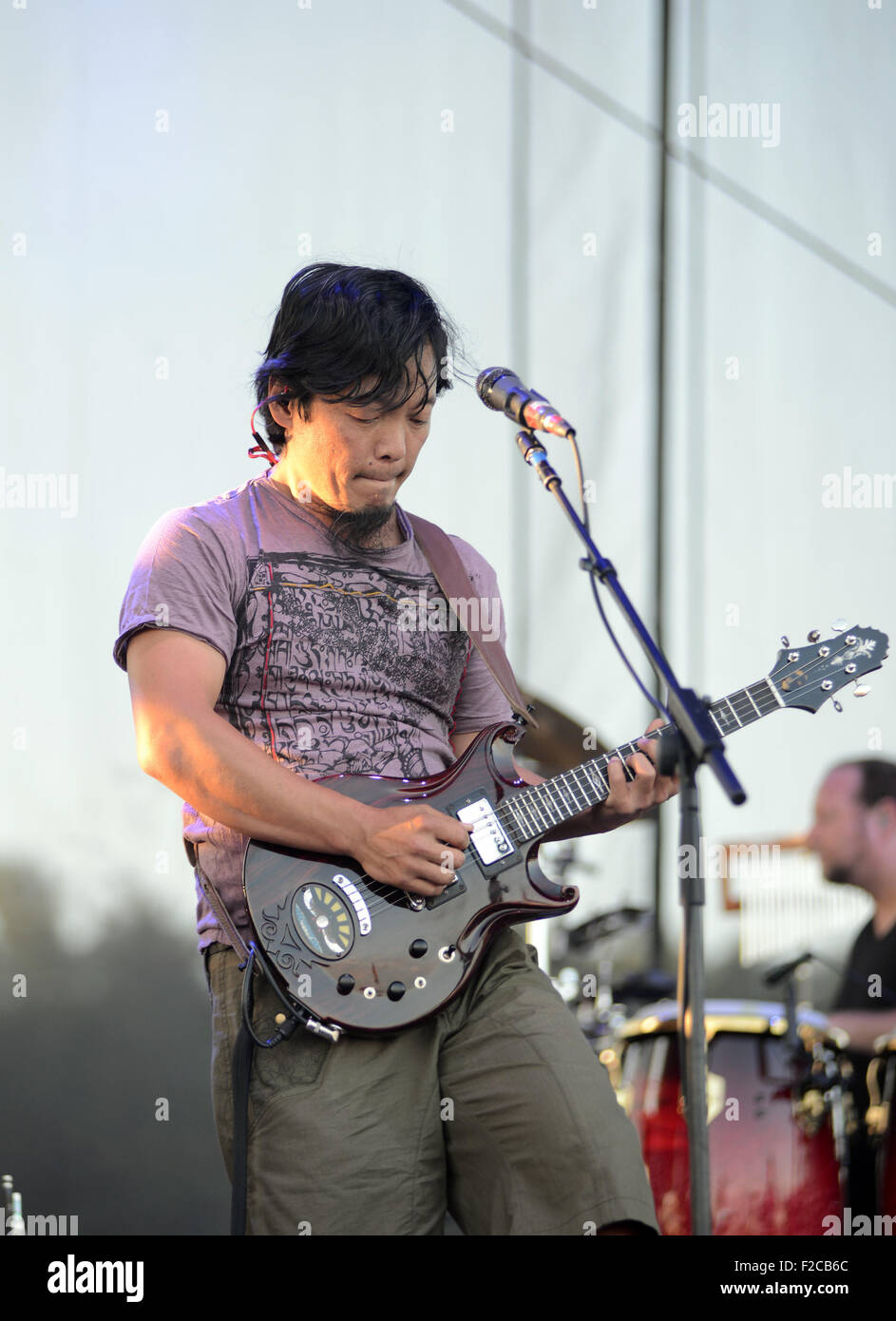 Arrington, VIRGINIA, USA. 11th Sep, 2015. WIDE SPREAD PANIC jams alone ...