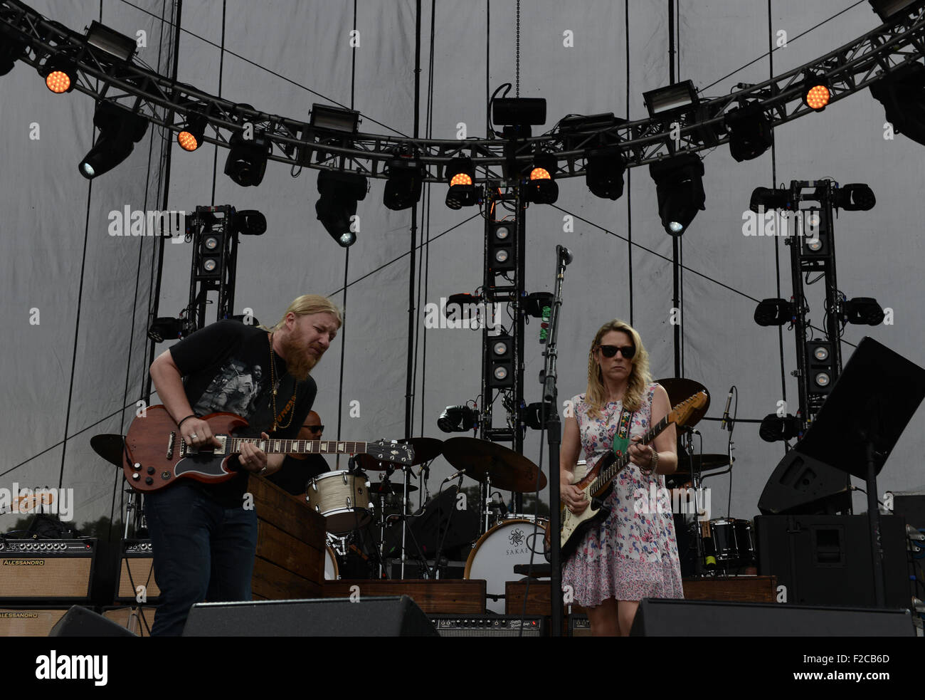 Arrington, VIRGINIA, USA. 12th Sep, 2015. DEREK TRUCKS and SUSAN ...