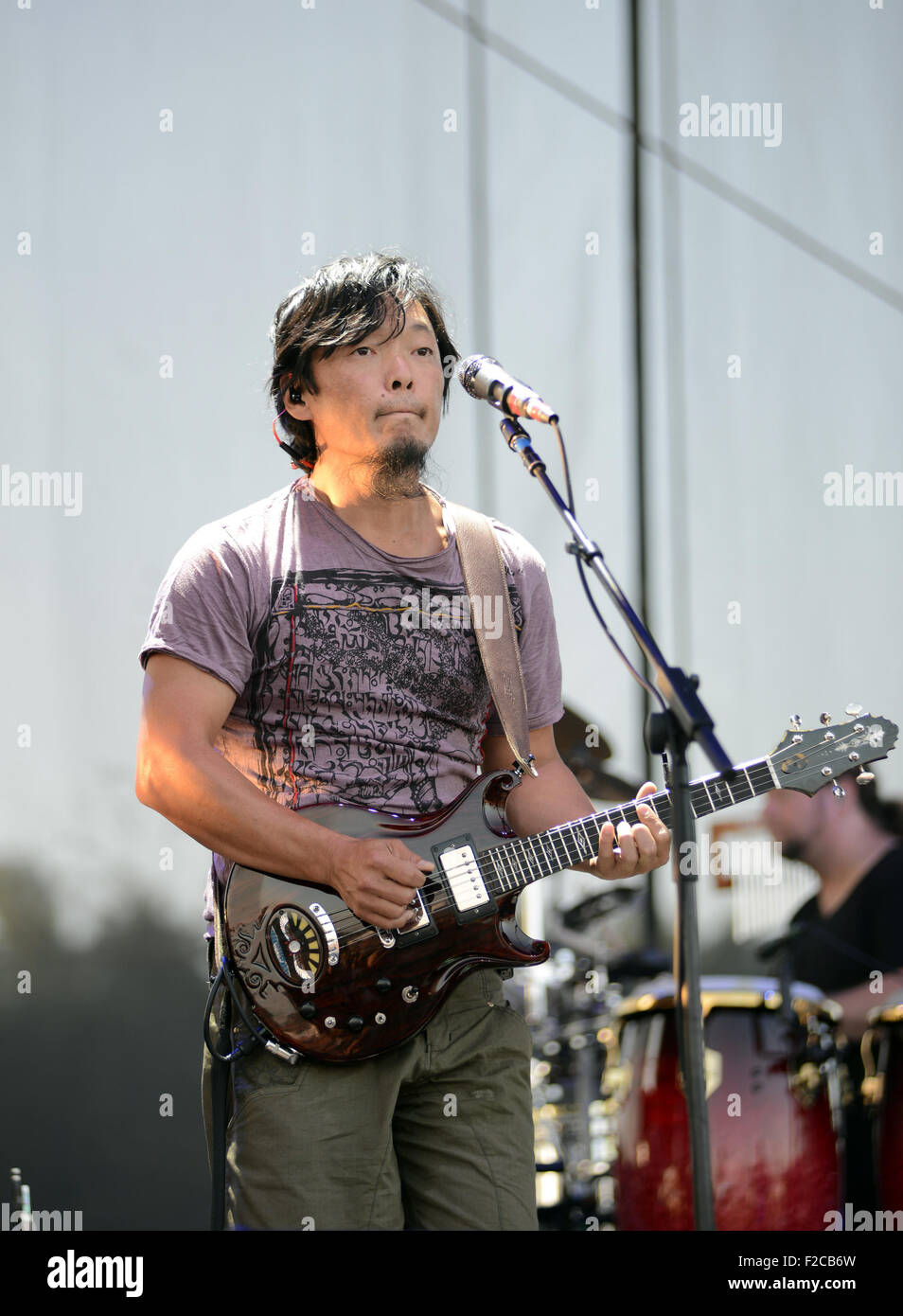 Arrington, VIRGINIA, USA. 11th Sep, 2015. WIDE SPREAD PANIC jams alone ...