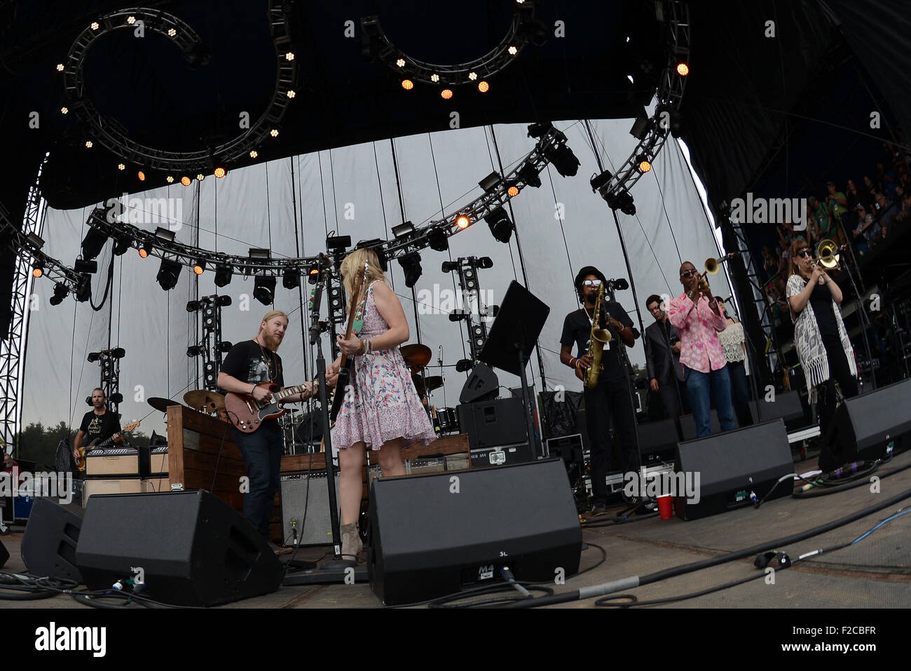 Arrington, VIRGINIA, USA. 12th Sep, 2015. DEREK TRUCKS and SUSAN ...
