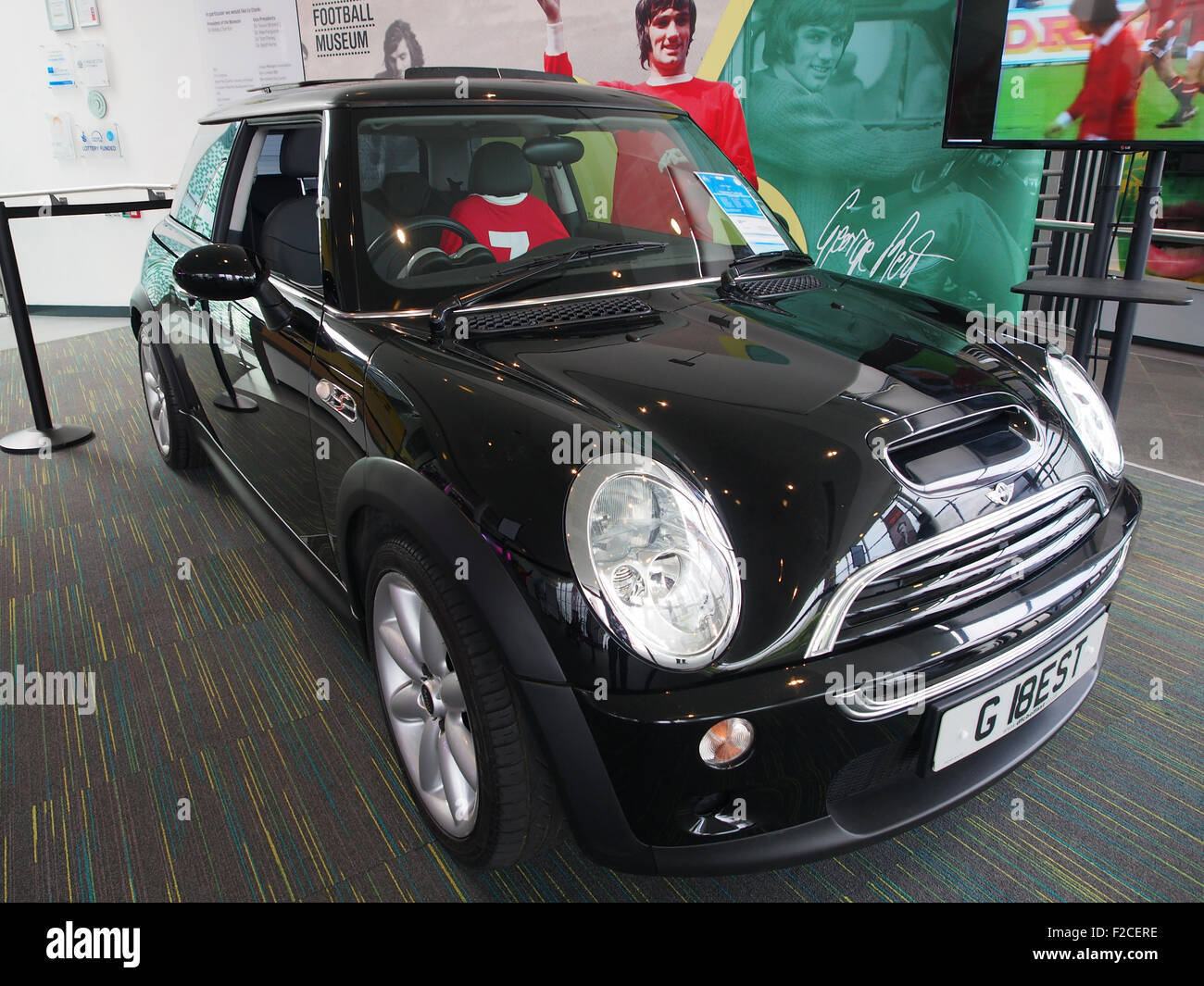 George best football hi-res stock photography and images - Alamy