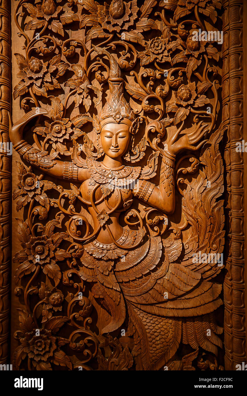 wood carving art Stock Photo - Alamy