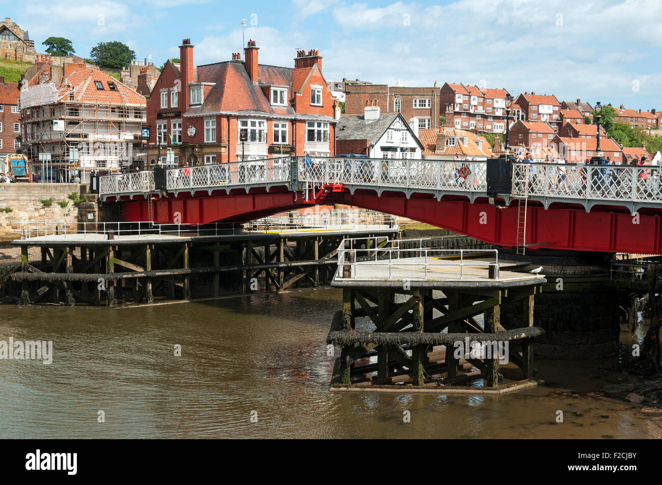 Whitby swing bridge hi-res stock photography and images - Alamy