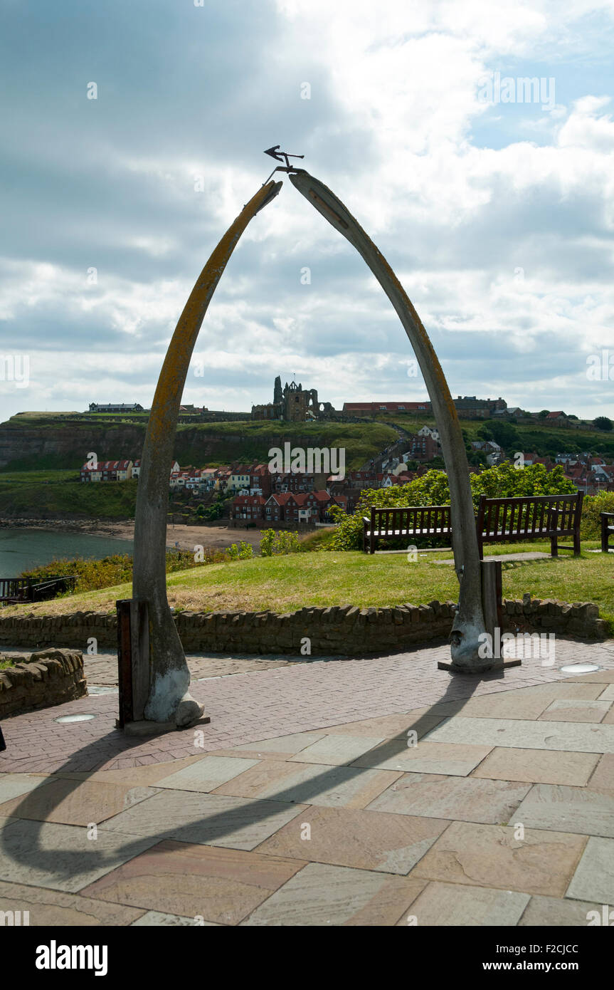 The whalebone arch on the West Cliff, Whitby, Yorkshire, England, UK ...