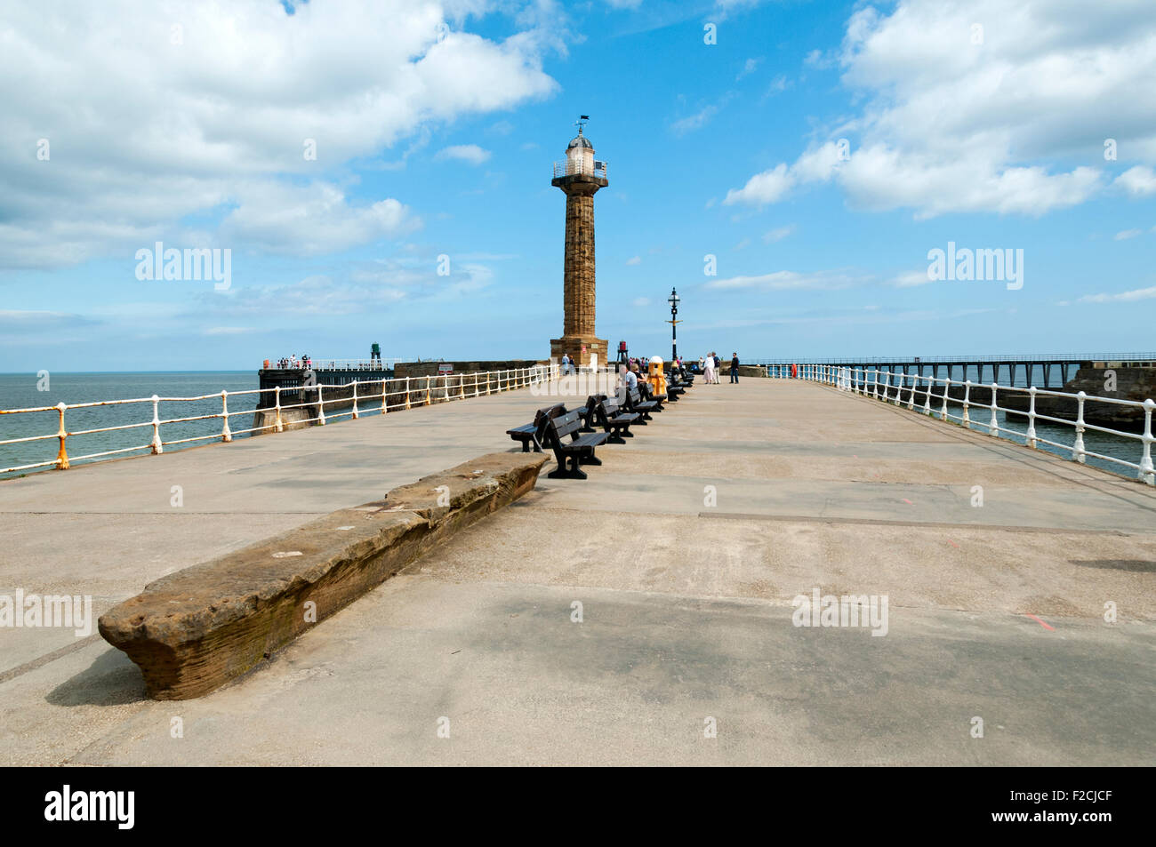 Whitby west pier beacon hi-res stock photography and images - Alamy