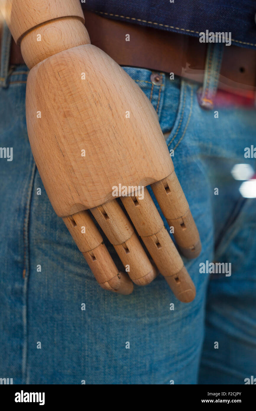Hand mannequin hi-res stock photography and images - Alamy