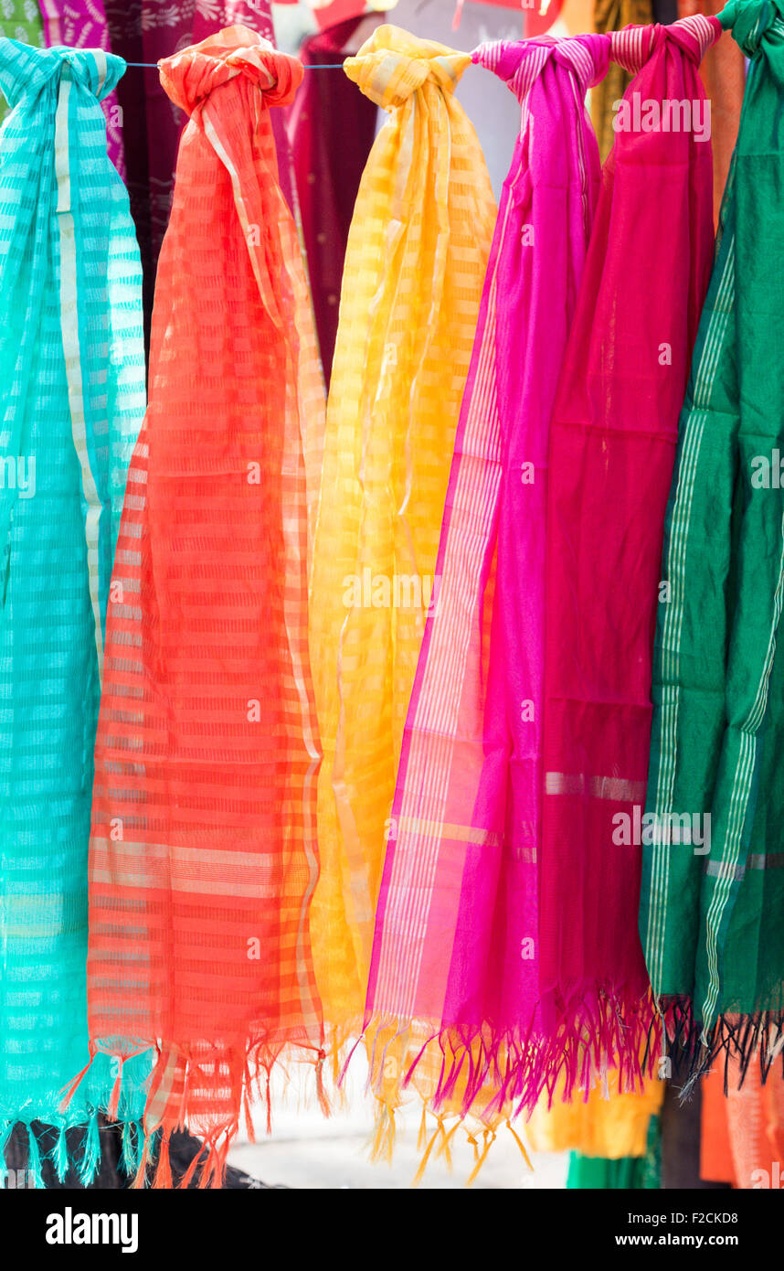 Indian shawls in market hi-res stock photography and images - Alamy