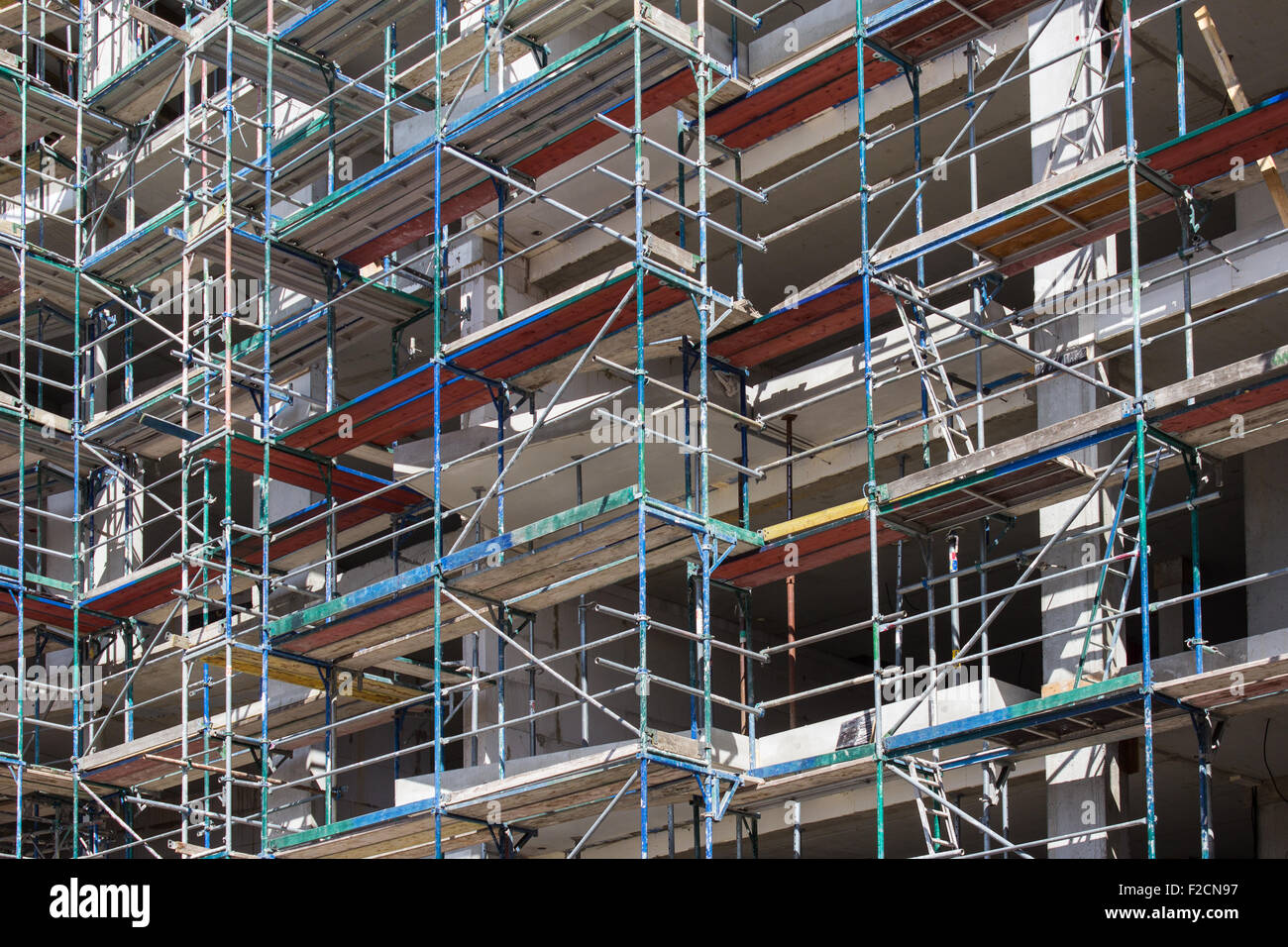 building facade with scaffolding - construction site Stock Photo - Alamy