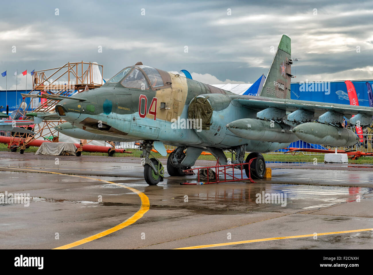 Sukhoi su 25 hi-res stock photography and images - Alamy