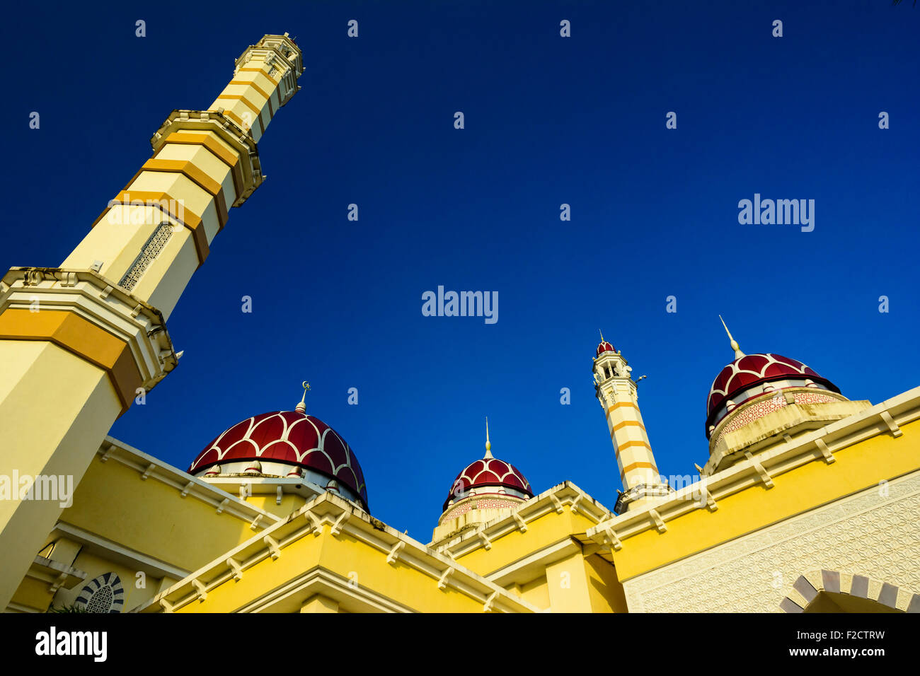 Jerteh Hadhari Mosque in Jerteh, Terengganu, Malaysia Stock Photo - Alamy