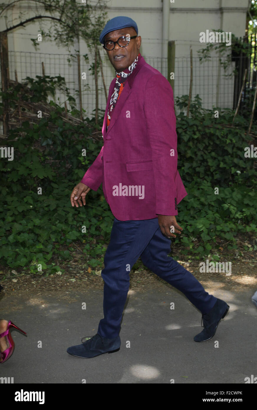 Samuel l jackson attends the burberry prorsum fashion show hi-res stock ...
