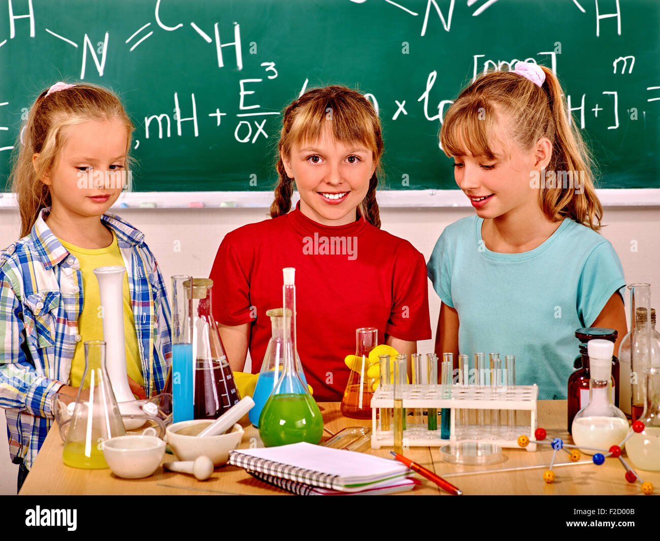 Child in chemistry class Stock Photo - Alamy