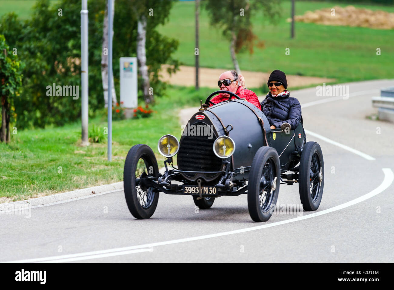 Vintage bugatti race cars hi-res stock photography and images - Alamy