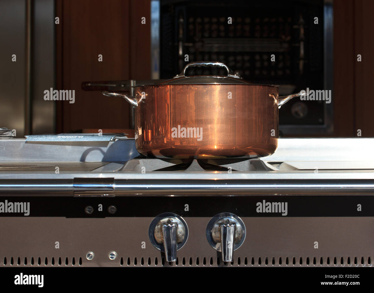 View of copper pot in the kitchen Stock Photo - Alamy