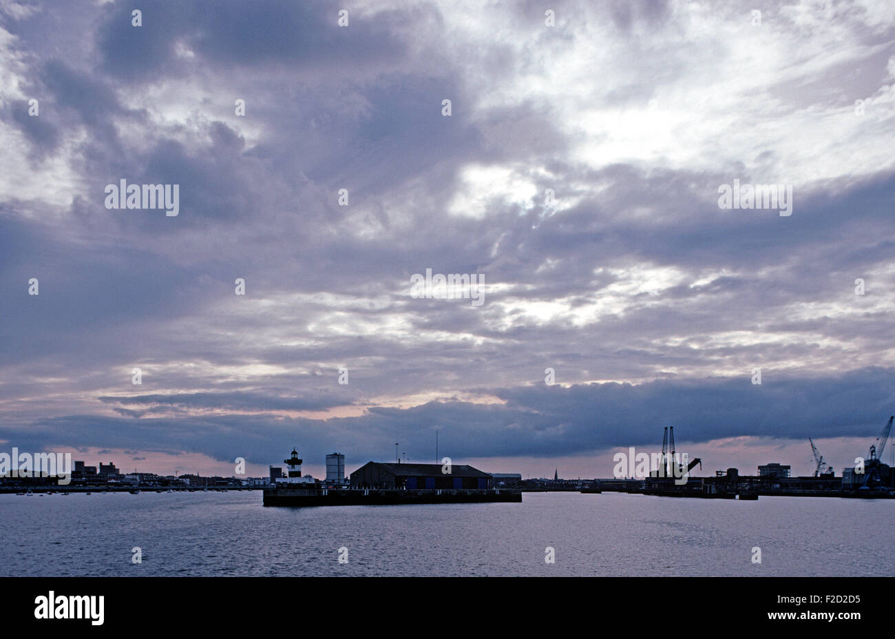 Dublin Docks, referred to in James Joyce 'A Portrait of the Artist as a ...