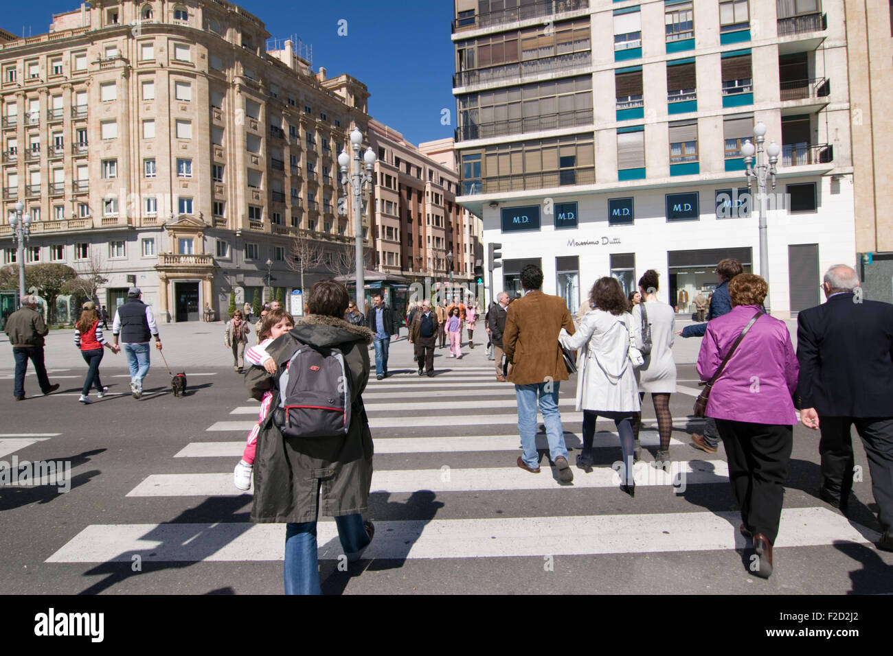 People crossing the street Stock Photo - Alamy
