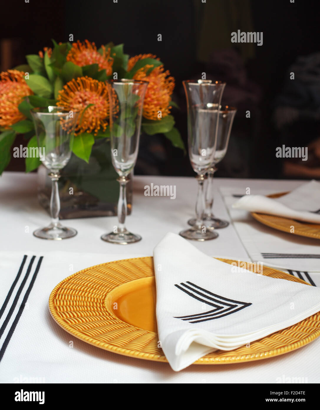 Elegant view hi-res stock photography and images - Alamy