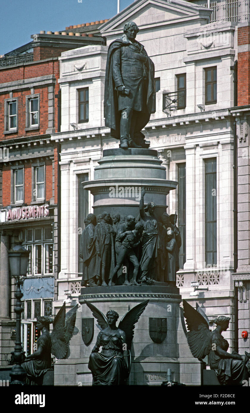 Daniel O'Connell statue, Irish political leader in the first half of ...